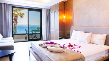 Suíte estúdio superluxo, vista para o mar | Cofres nos quartos, roupa de cama