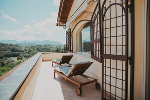 Suíte executiva | Roupas de cama premium, frigobar, cofres nos quartos