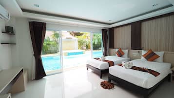 Superior Pool Access Twin Bed | Vista do quarto