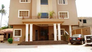 Fachada da propriedade