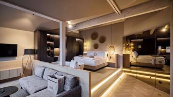 Superior Sauna Suite | Roupas de cama antialérgicas, camas Tempur-Pedic, frigobar