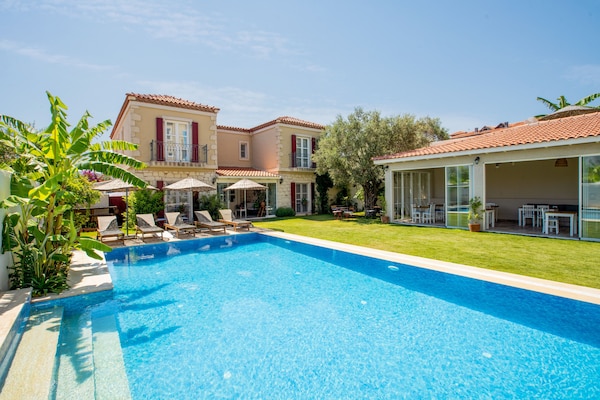 Fora Konak Alacati - Alaçatı