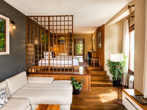Suite Júnior | Minibar, cofre no quarto, Wi-fi grátis, roupa de cama fornecida