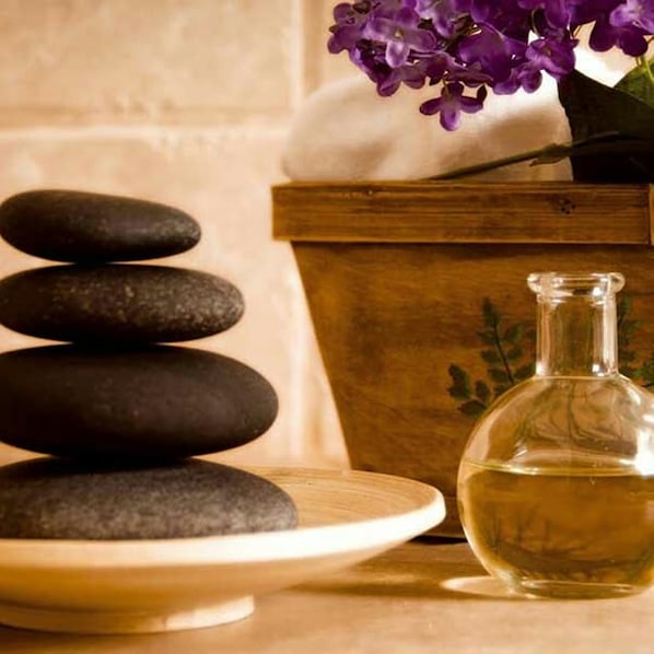 Aromaterapia, massagens tailandesas, esfoliações corporais