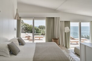 Villa de Luxo, 4 quartos, piscina privativa, vista para o mar | Roupa de alta qualidade, minibar, cofre no quarto, secretária 