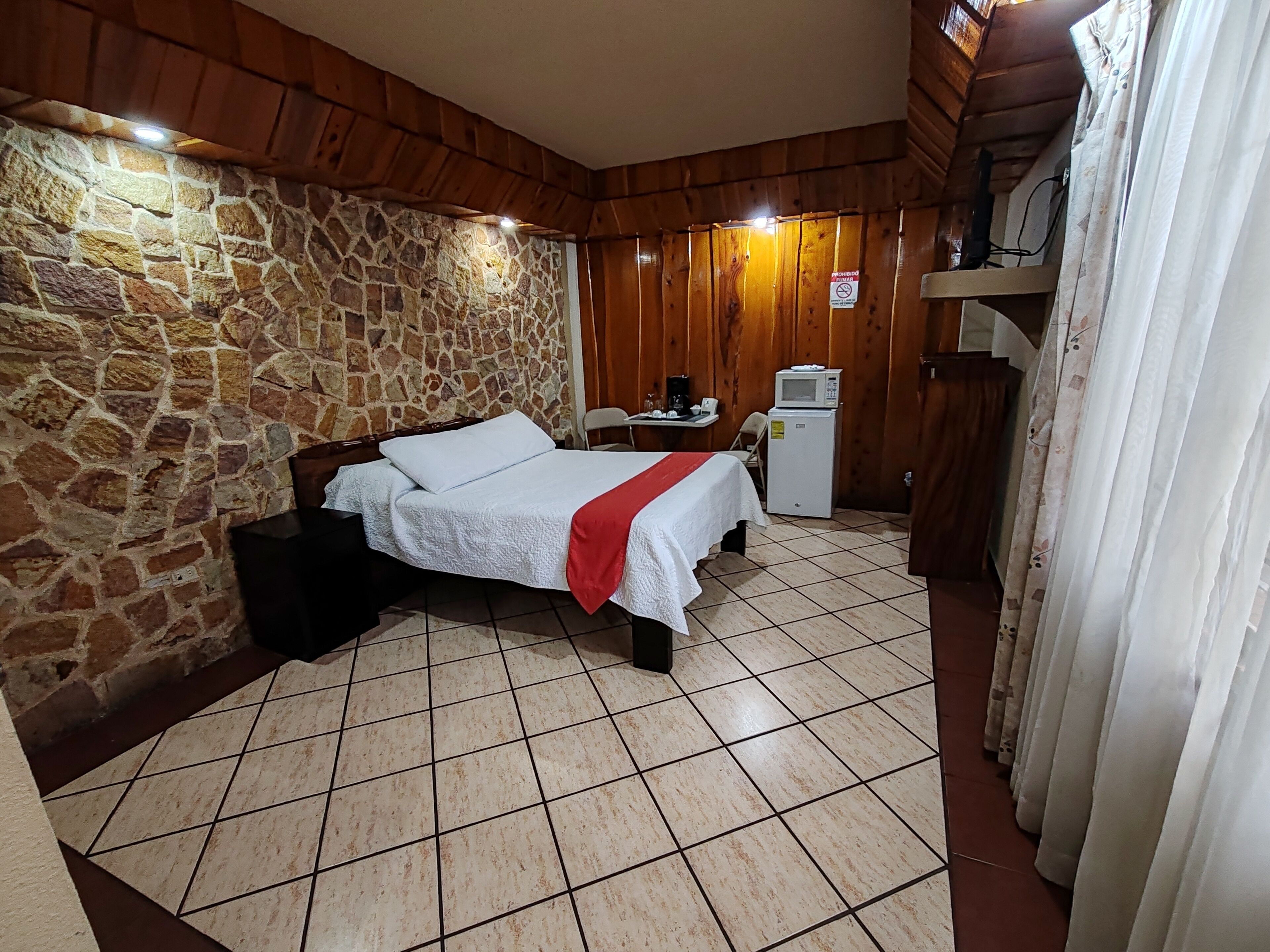 Quarto Júnior, 1 quarto, casa de banho anexa | Ferro/tábua de engomar, camas desdobráveis, Wi-fi grátis 