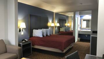 Quarto Deluxe, 1 cama king-size, fumadores | 20 quartos, secretária, quartos insonorizados, ferro/tábua de engomar