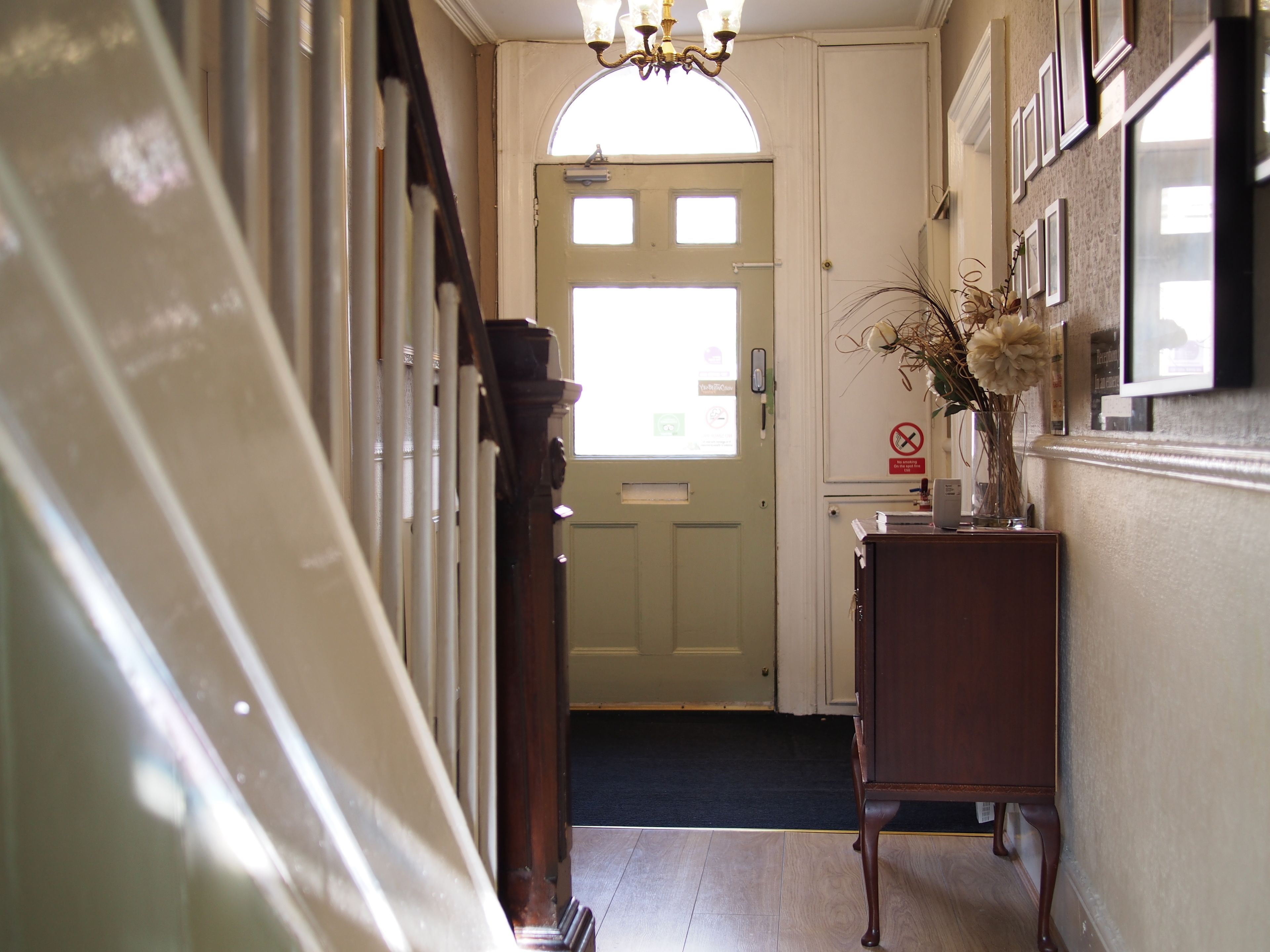 Entrada (vista interior)