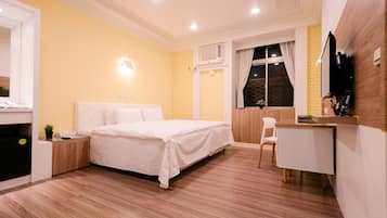 Quarto Twin Standard, 1 cama king-size | Vista do quarto