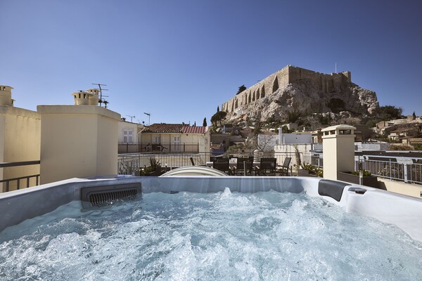Plaka's Villa With Breathtaking Acropolis View - Athen