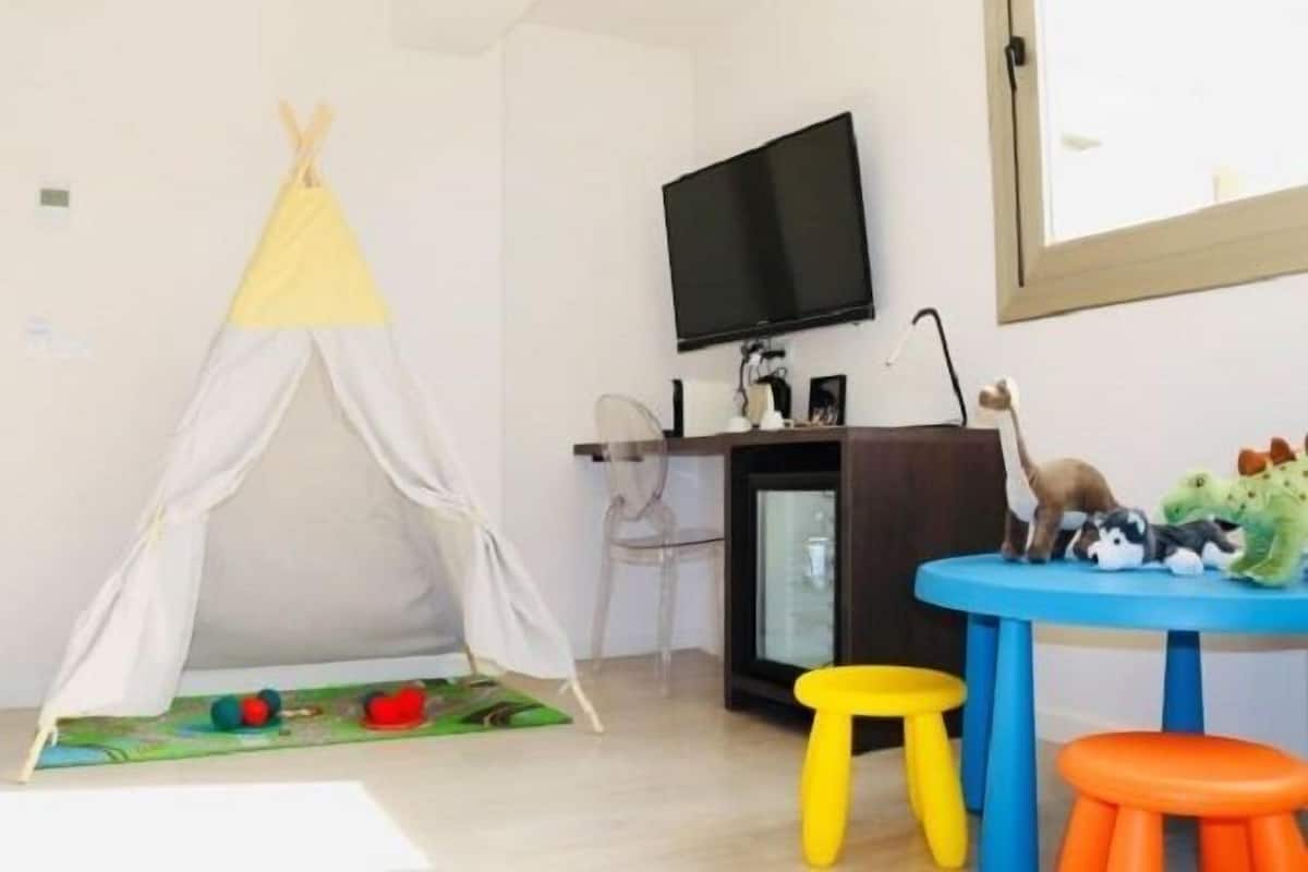 Suite Familiar, terraço, vista para a montanha | Roupa de alta qualidade, edredões de penas