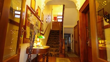 Entrada (vista interior)