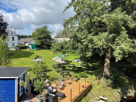 Área para churrascos e piqueniques