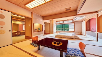 Suite Júnior, não fumadores (Japanese Style 2R, No Bath/View) | Cofre no quarto, secretária, ferro/tábua de engomar, Wi-fi grátis 