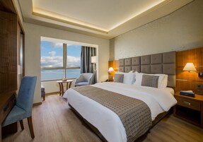 Quarto standard | Cofres nos quartos, escrivaninha, quartos à prova de som