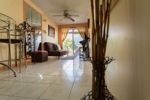 Apartamento, Vista para a cidade, no piso executivo | 1 quarto, lençóis de algodão egípcio, roupa de alta qualidade 