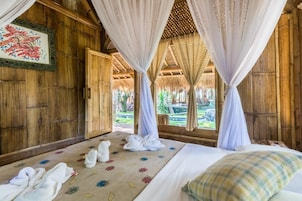 Quarto casal básico, 1 quarto, vista para o jardim | Vista do quarto