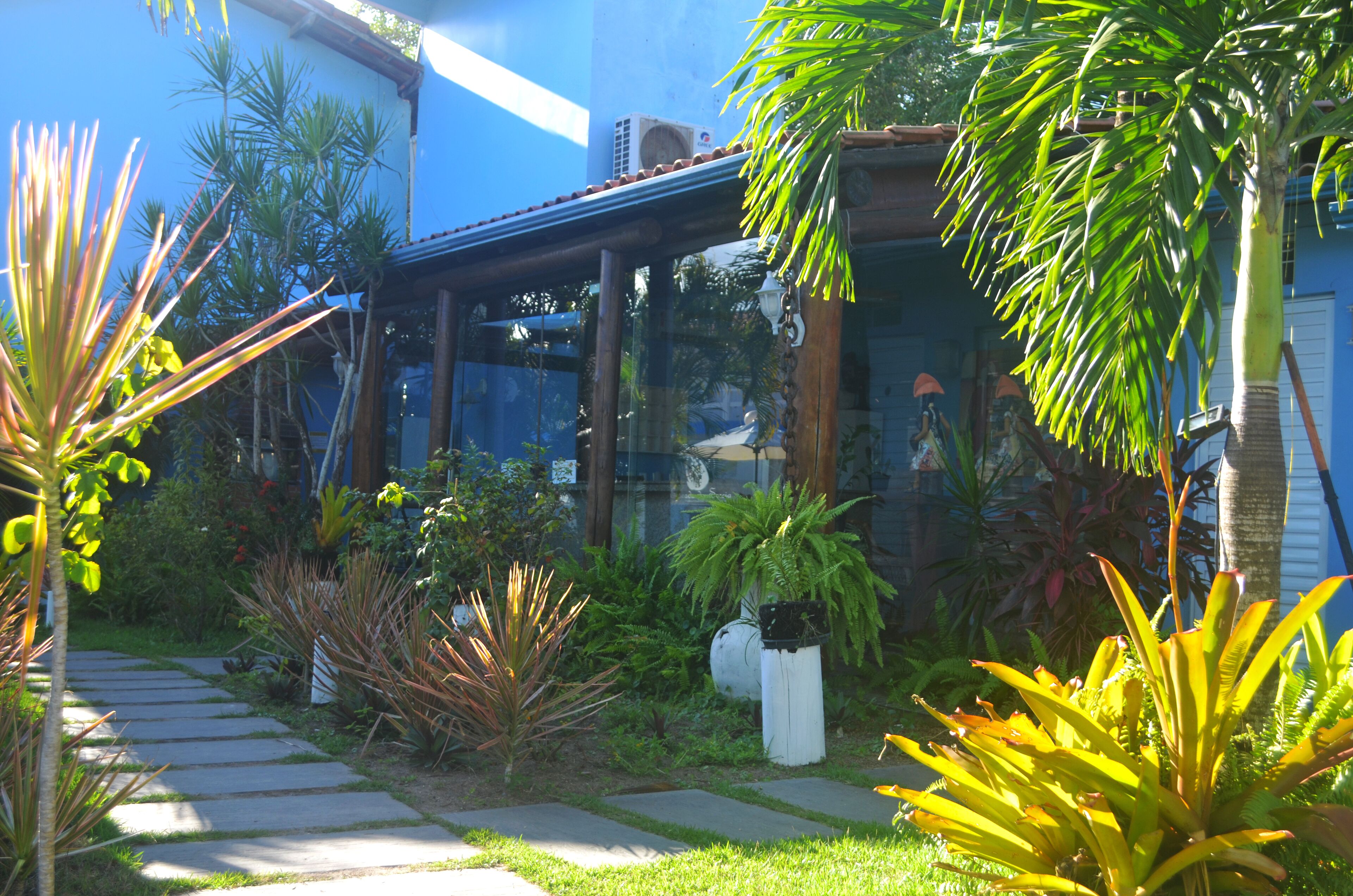 Fachada do alojamento (tarde/noite)