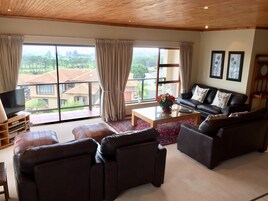 Casa Exclusiva | Sala de estar | Televisor 