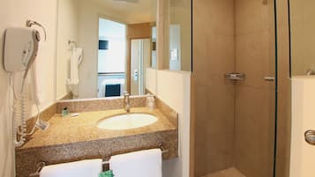 Um polibã, toalhas fornecidas