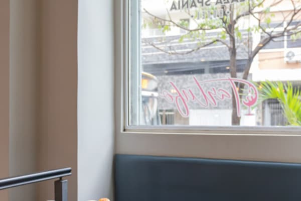 Pequeno-almoço tipo buffet diário (35 BRL por pessoa)