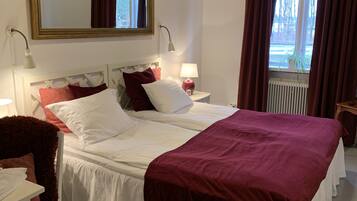 Quarto Duplo (No Pets) | Wi-fi grátis, roupa de cama fornecida