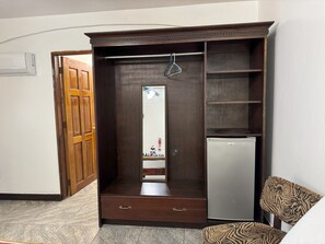 Quarto standard, 1 cama Queen | Roupas de cama premium, individualmente decorados