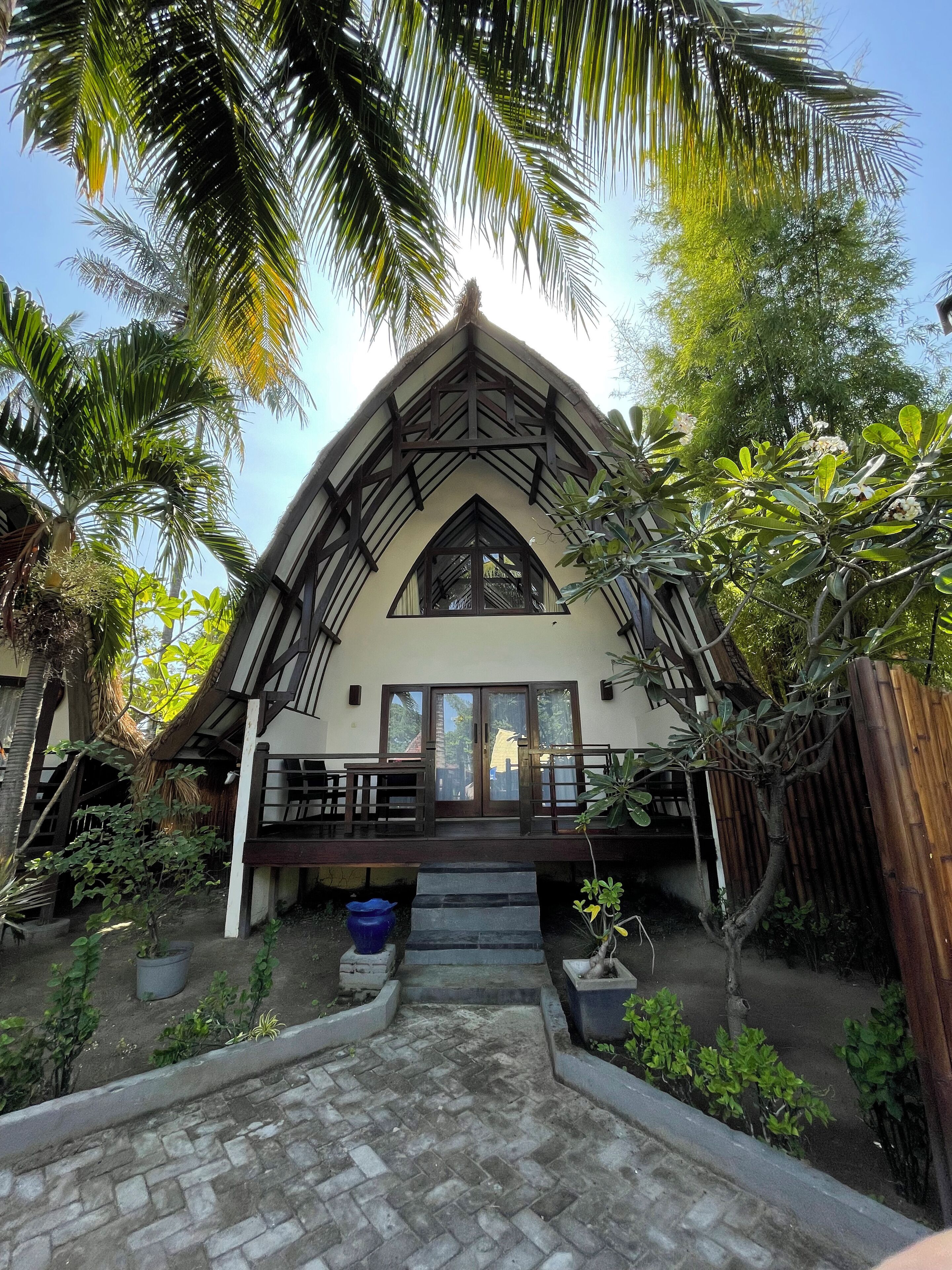 Bungalow Familiar (Pool) | Cofre no quarto, roupa de cama fornecida 