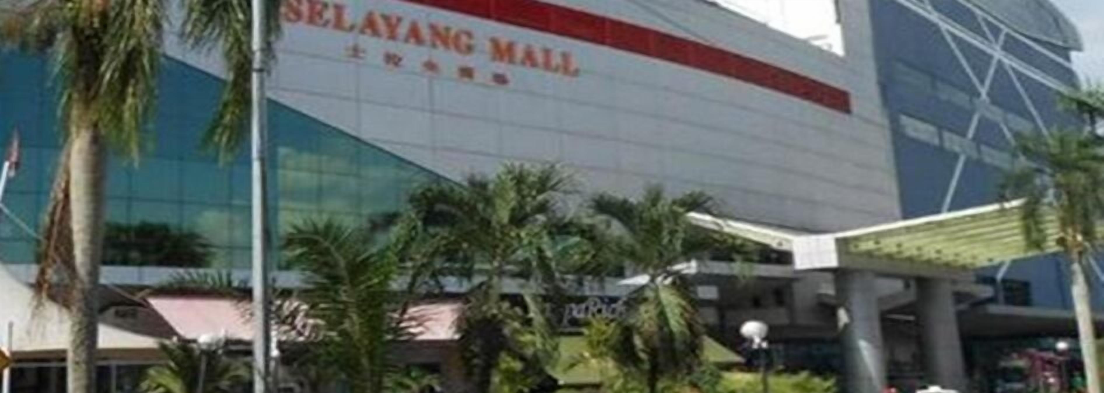 Smile Hotel Selayang Point Reviews, Deals & Photos 2024 - Expedia