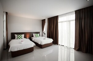 Quarto duplo standard | Escrivaninha, cortinas blackout, Wi-Fi de cortesia