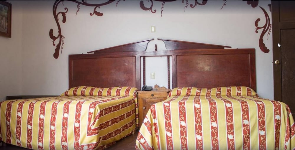 Hotel Colonial - Manzanillo