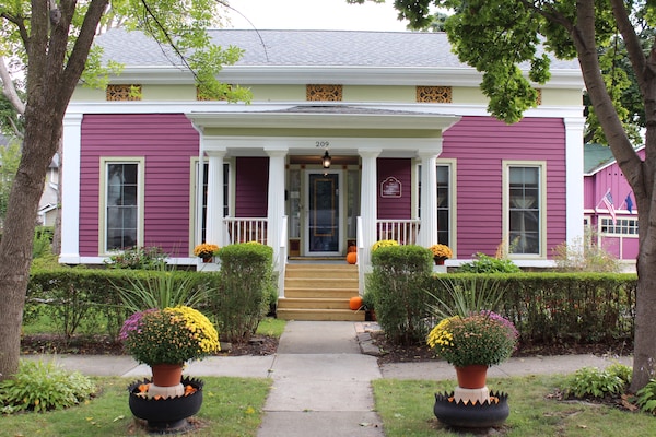 The Blackberry Inn Bed & Breakfast - Finger Lakes, NY