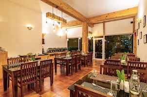 Pequeno-almoço tipo buffet diário incluído 
