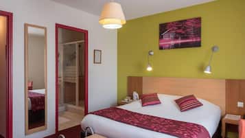 Quarto casal | Cofres nos quartos, escrivaninha, berços (sobretaxa)
