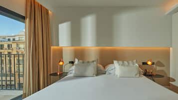 Quarto casal ou duplo, sacada | 1 quarto, roupas de cama premium, frigobar, cofres nos quartos