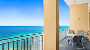 Condo, 2 quartos, vista para o oceano (2103E) | Sacada
