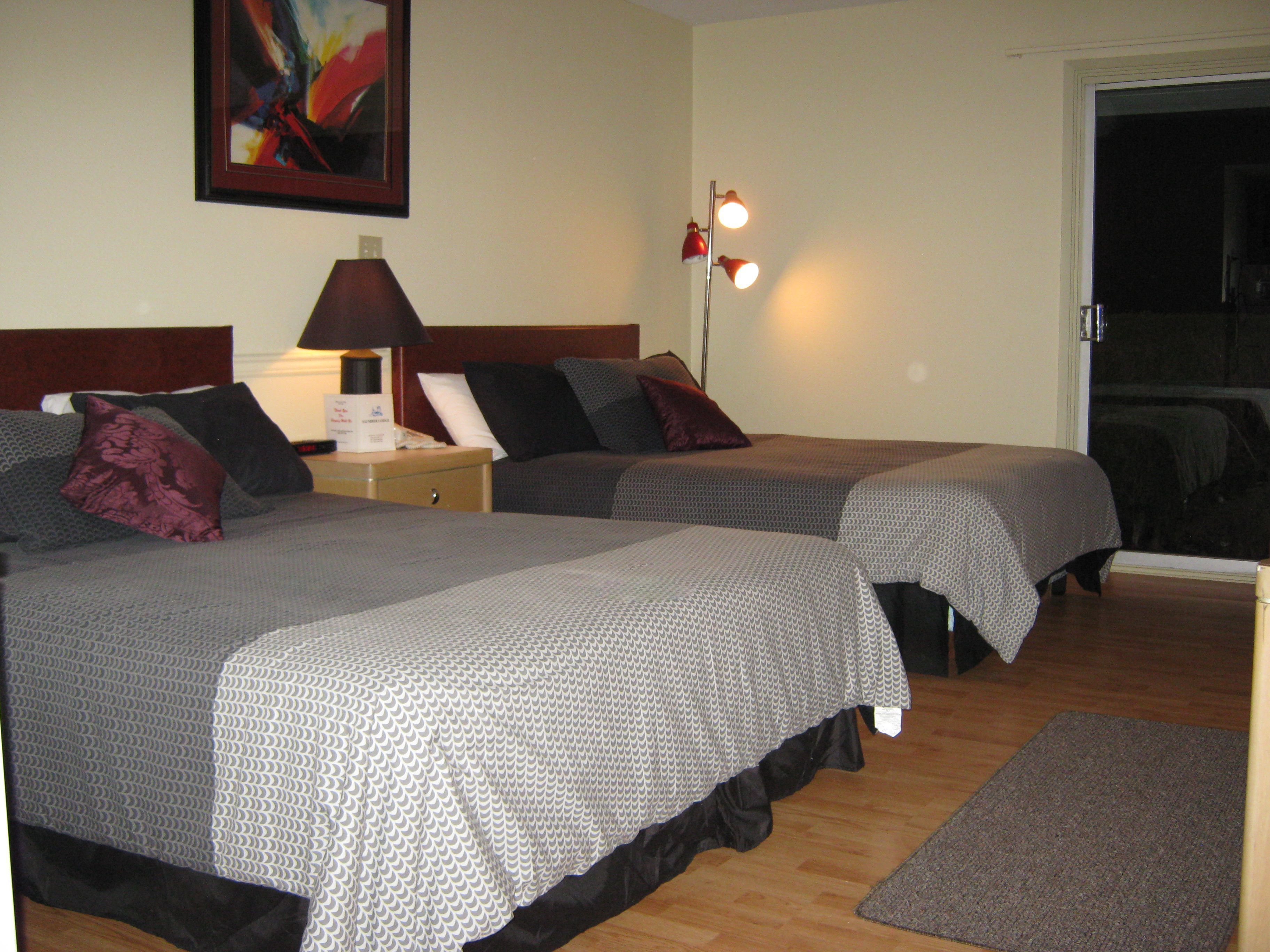 Slumber Lodge Motel (Hope, Canada), Hope hotel discounts | Hotels.com