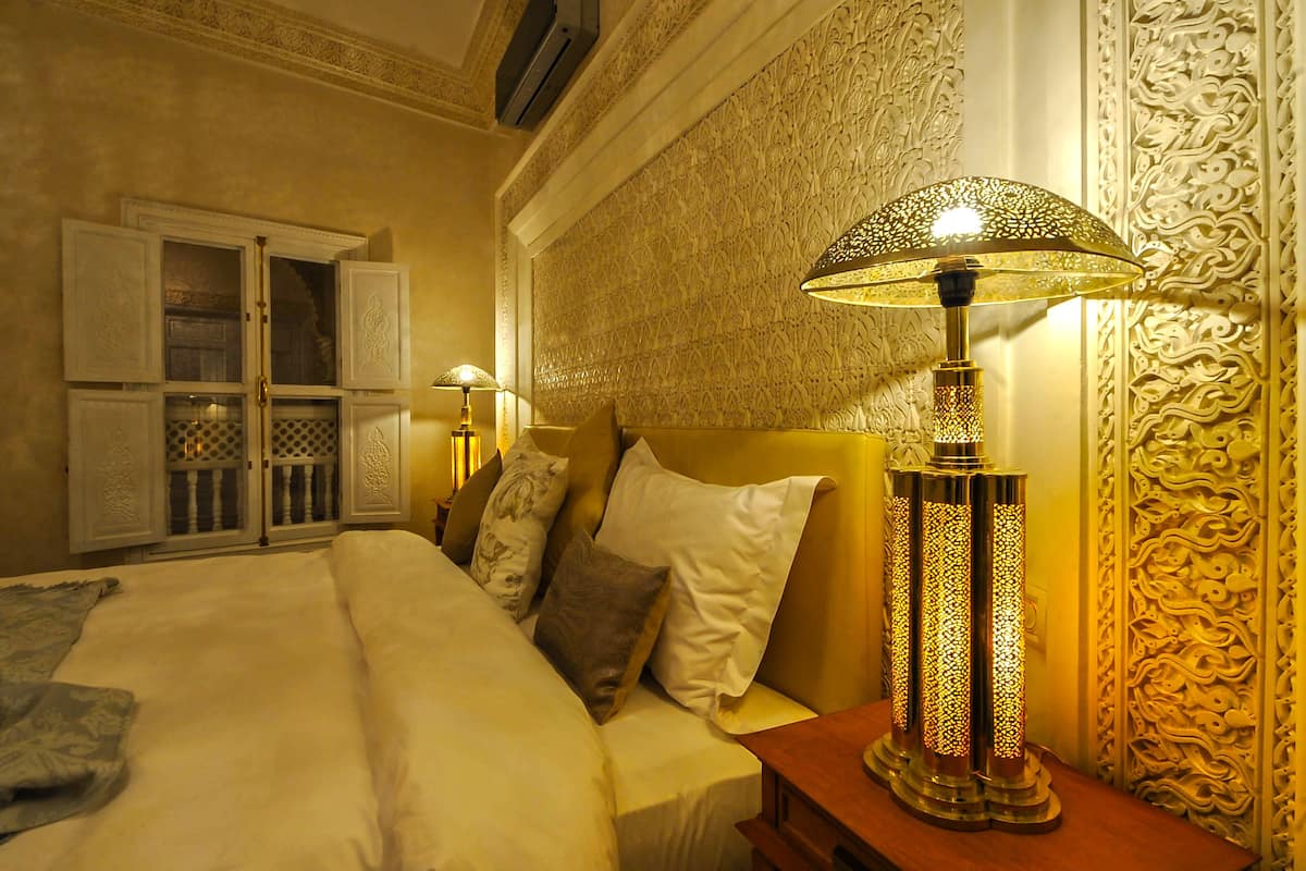 Suíte júnior | Roupas de cama premium, cofres nos quartos, individualmente decorados