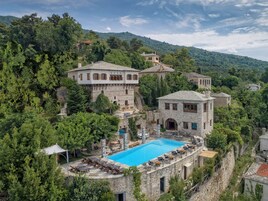 Piscina externa sazonal