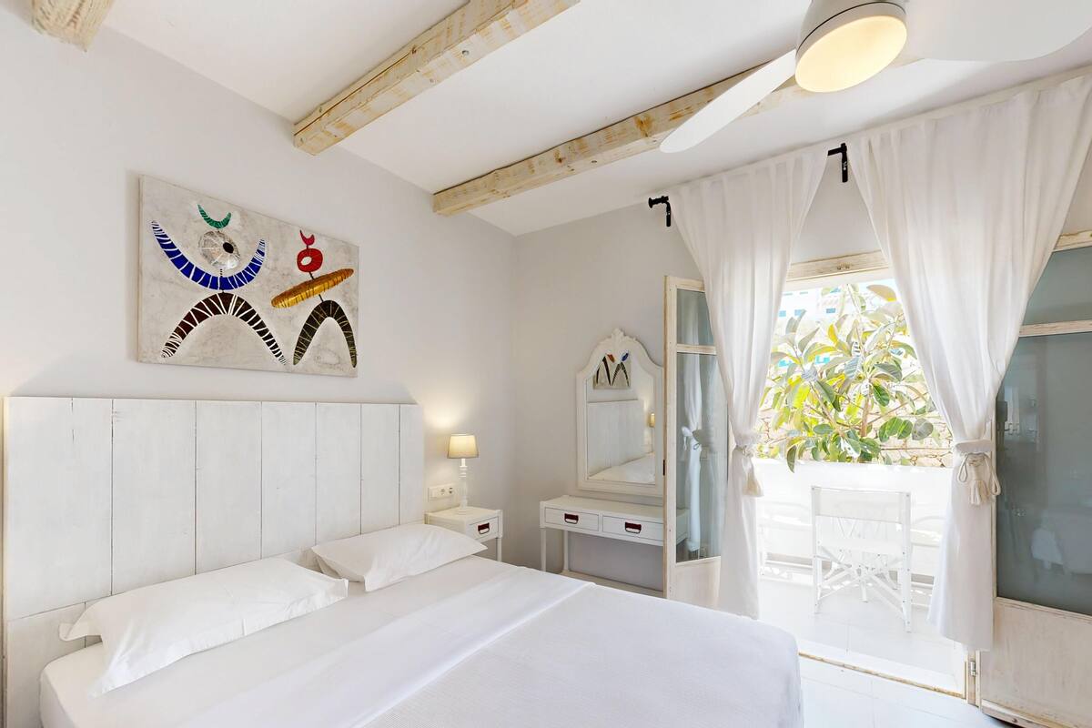 Standard Room Ground Floor | Roupas de cama premium, cofres nos quartos, quartos à prova de som
