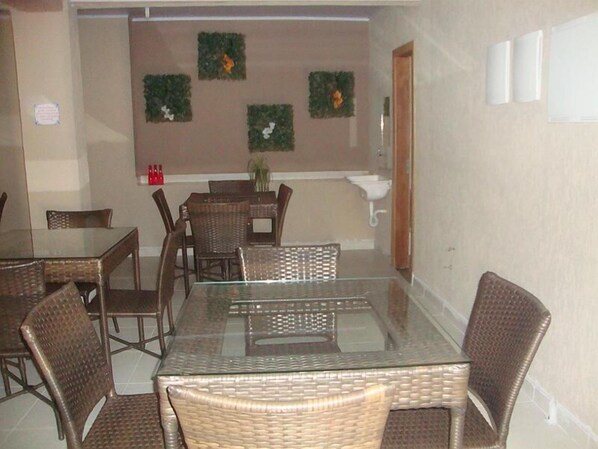 Pequeno-almoço diário incluído