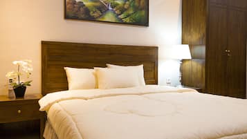 Quarto, 1 cama King ( VIP ) | Cofres nos quartos, escrivaninha, Wi-Fi de cortesia