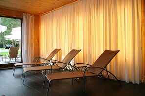 1 sala de tratamento, massagens