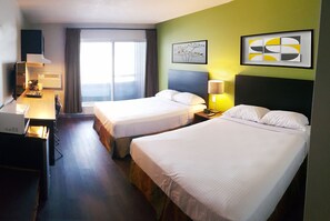 Quarto standard, 2 camas Queen, cozinha americana | Wi-Fi de cortesia, roupa de cama