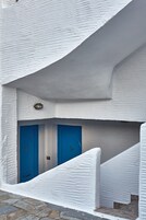 Quartos insonorizados, berços/camas para crianças grátis, Wi-fi grátis 