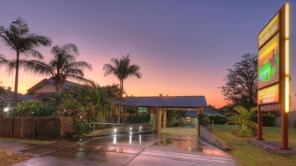 Fachada da propriedade