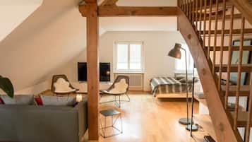 Apartamento Cidade, Vista para a cidade | 2 quartos, minibar, secretária adequada para computadores portáteis