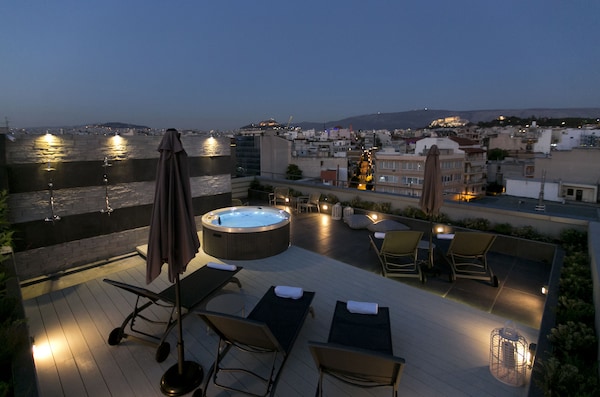47 Luxury Suites - Athens