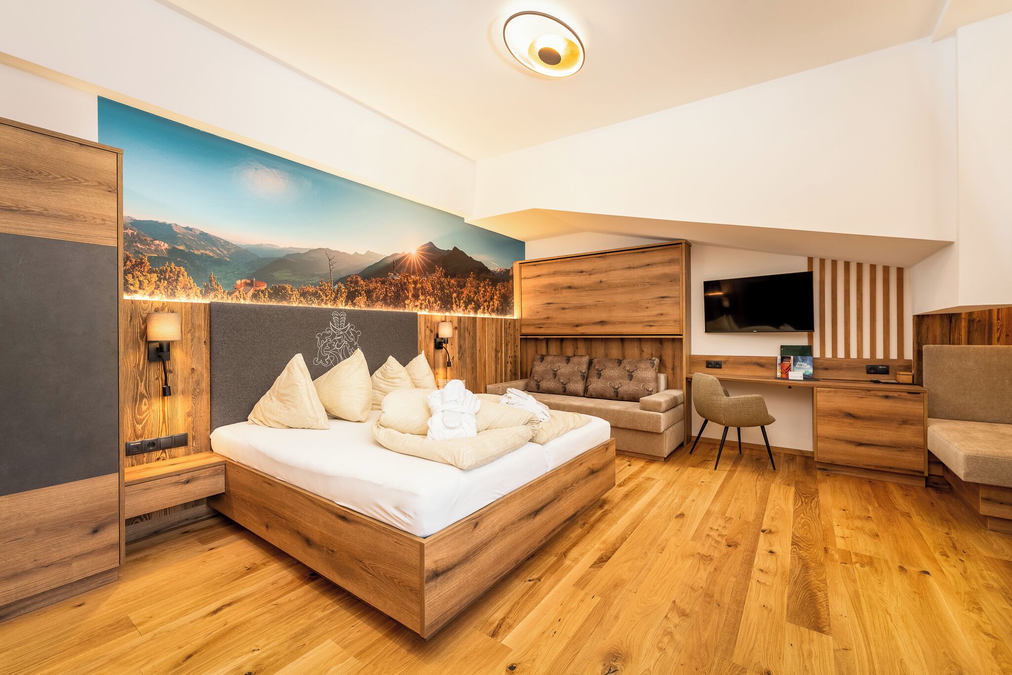 Suite-Estúdio | Roupa de alta qualidade, minibar, cofre no quarto, secretária 