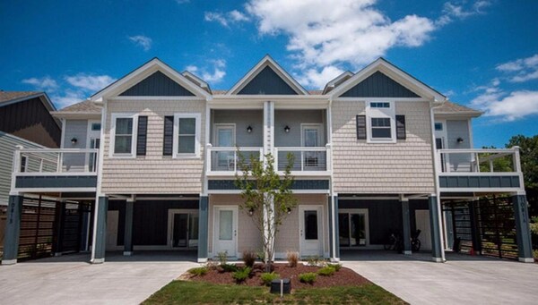 Beacon Villas At Corolla Light Resort By Kees Vacations - Corolla, NC